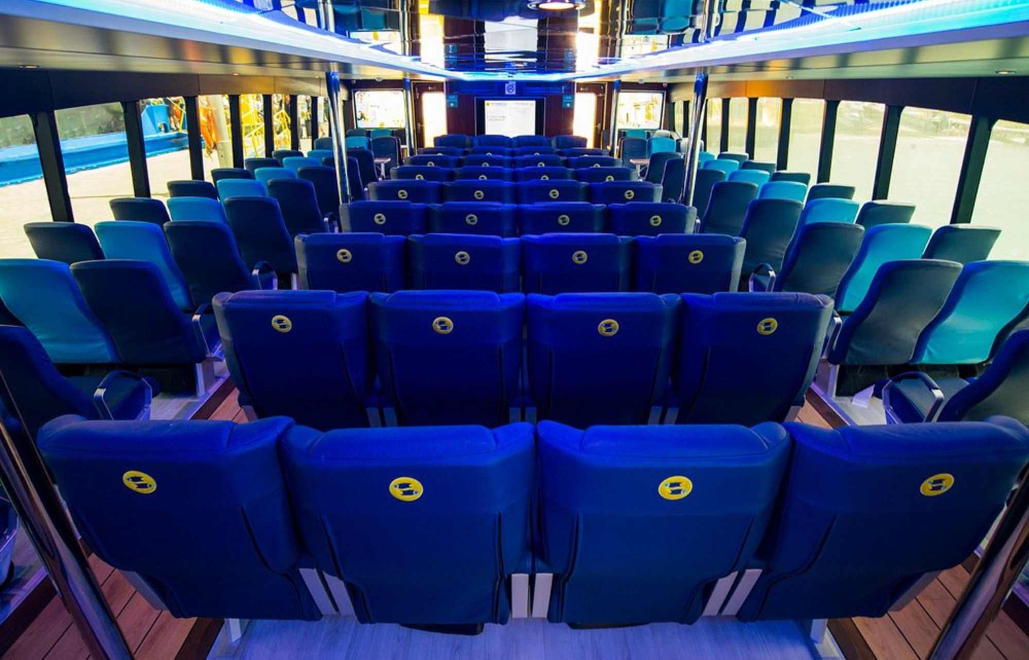 Comment aller à Isla Mujeres ? Ferry, prix & options en 2026