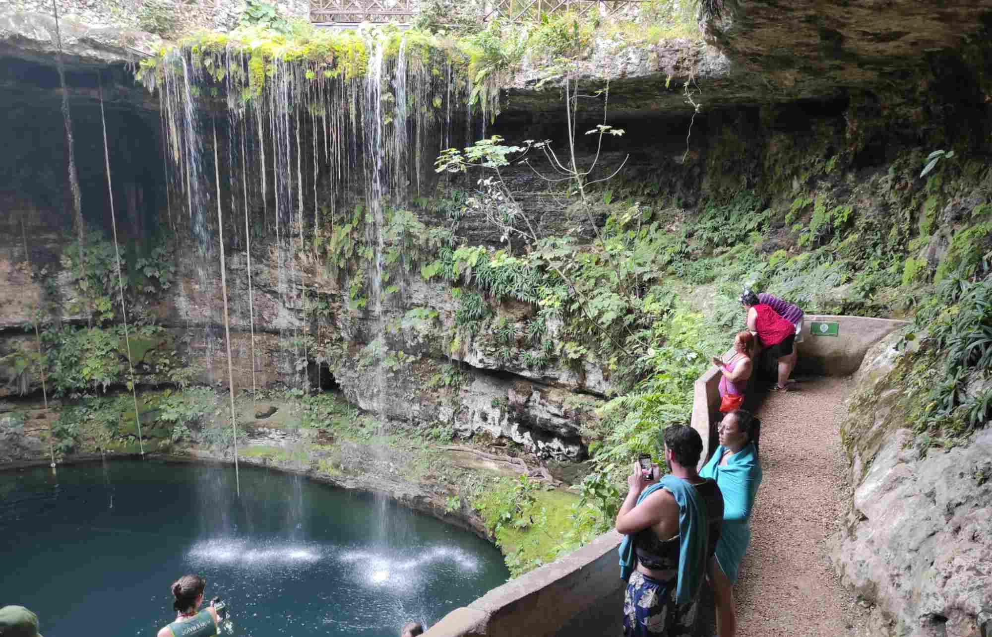 Visiter le Cenote Saamal : Guide 2026